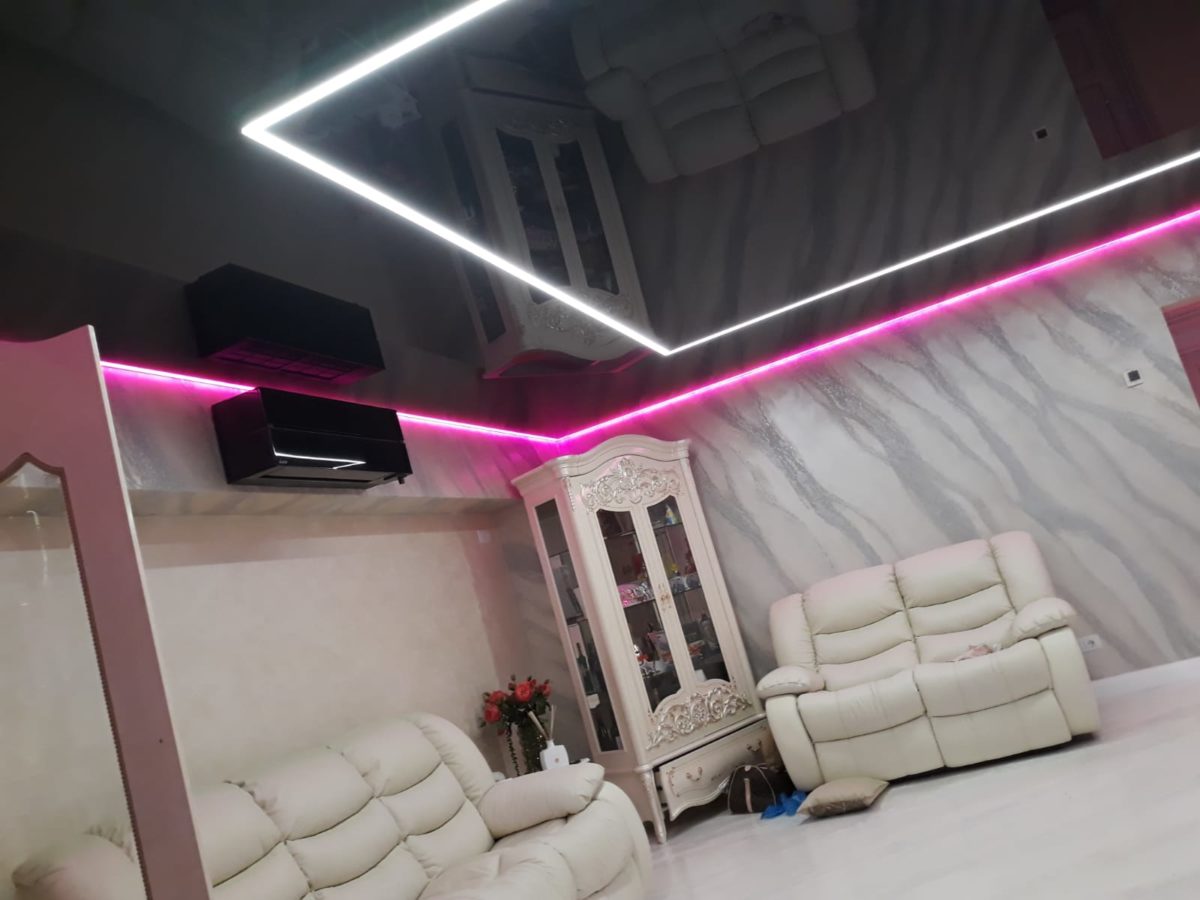 tavan extensibil - Tavan negru lucios (5) » Flexifoll - Tavane extensibile